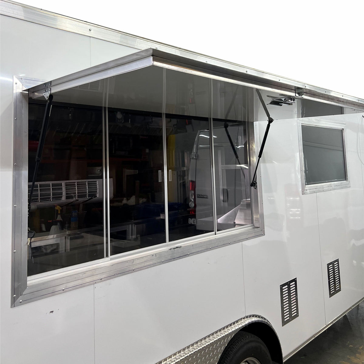 Concession Windows – Heat Custom