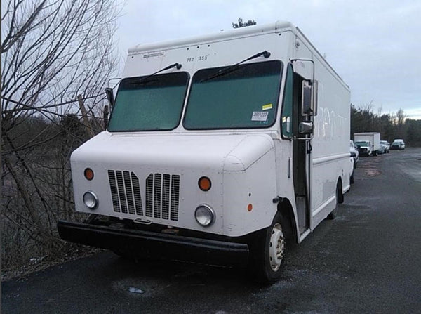 2009 Workhorse Step Van 14'